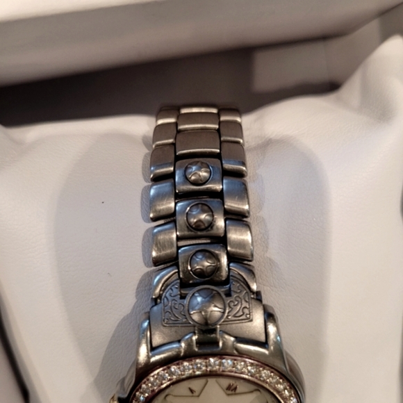 Michel Jordi | Jewelry | 991 Diamond 810 Michel Jordi Bohlin Spirit Of ...